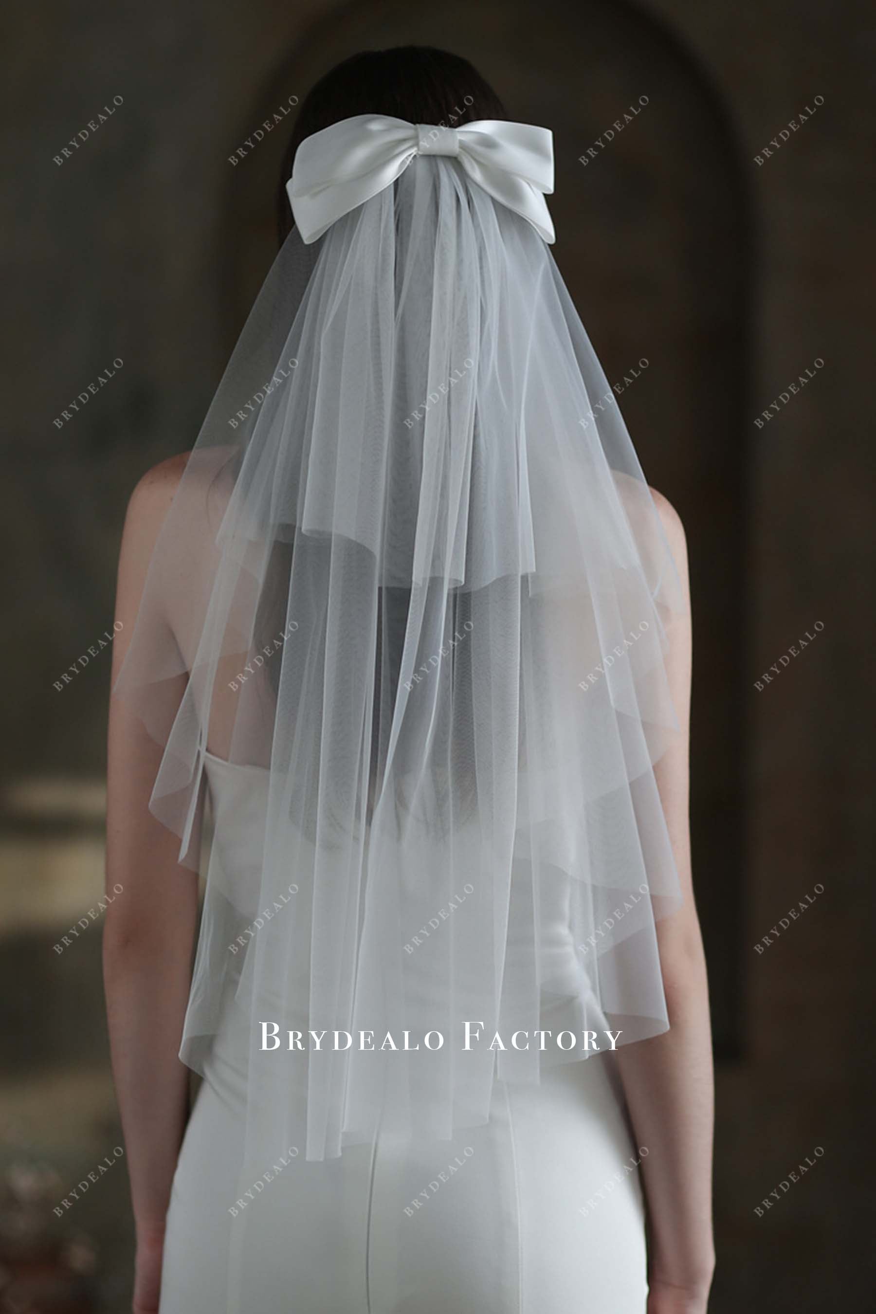 Vintage Two-Tier Tulle Ribbon Bow Bridal Veil