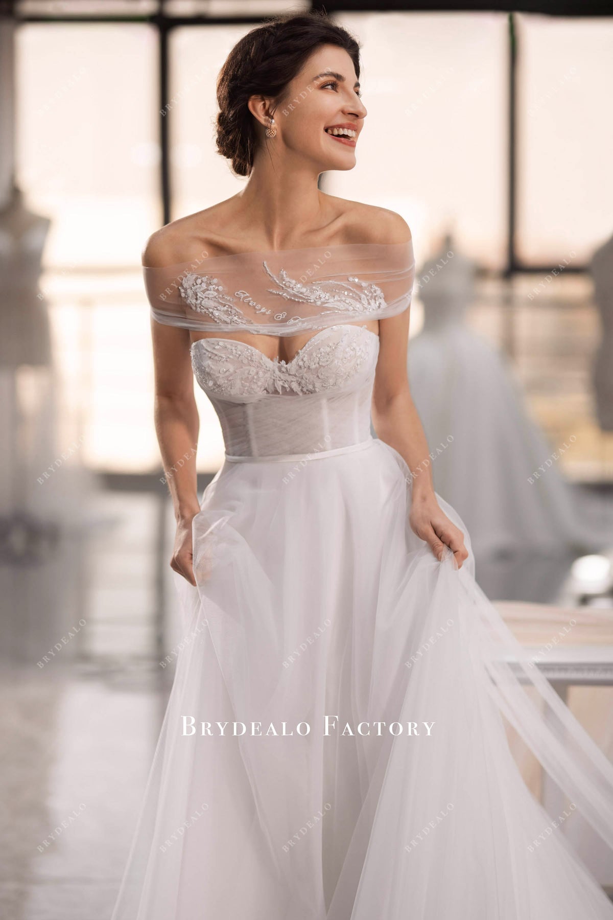 Wholesale Wedding Dresses Factory & Prom Formal Gown Manufacturer
