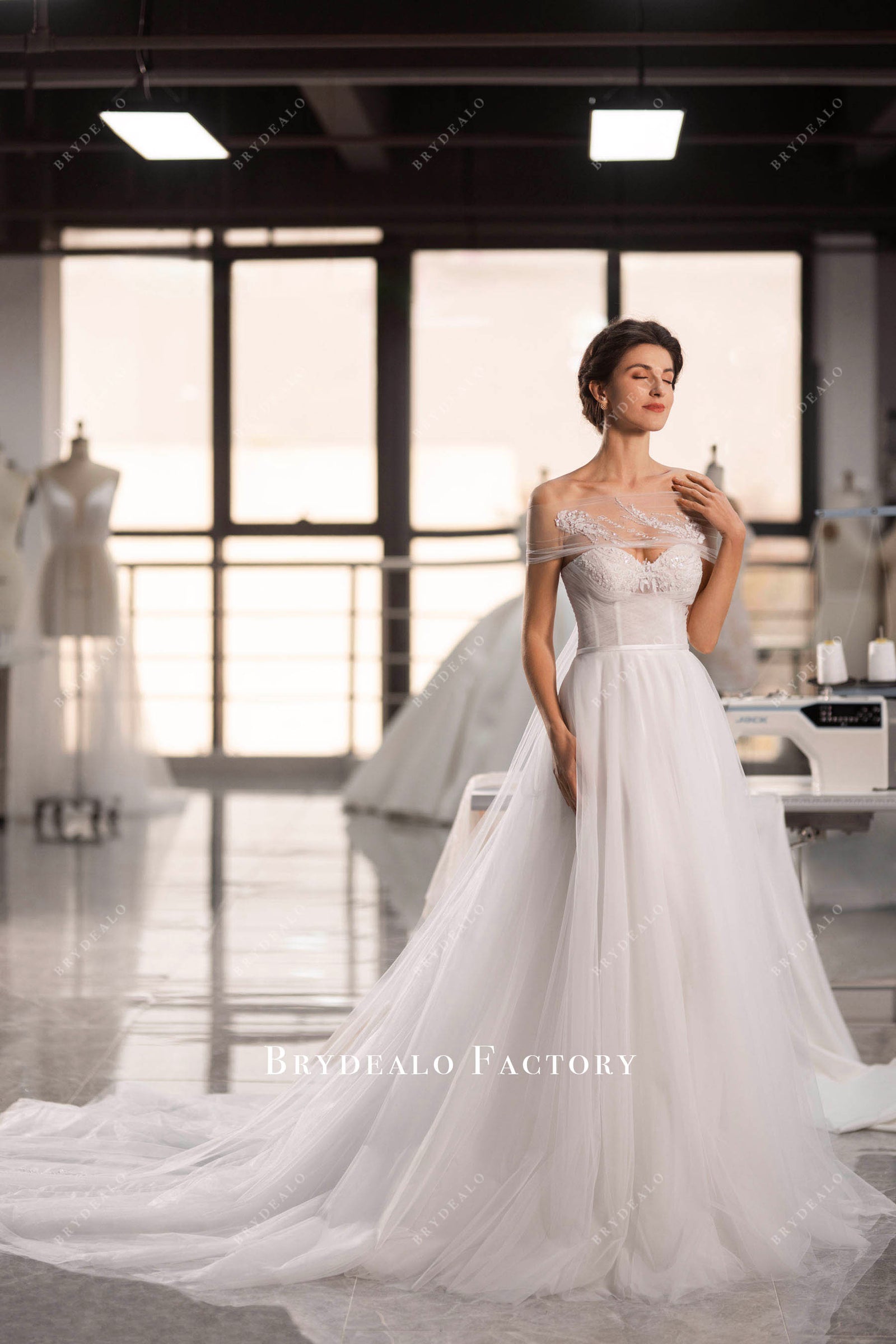 Wholesale Wedding Dresses Factory & Prom Formal Gown Manufacturer