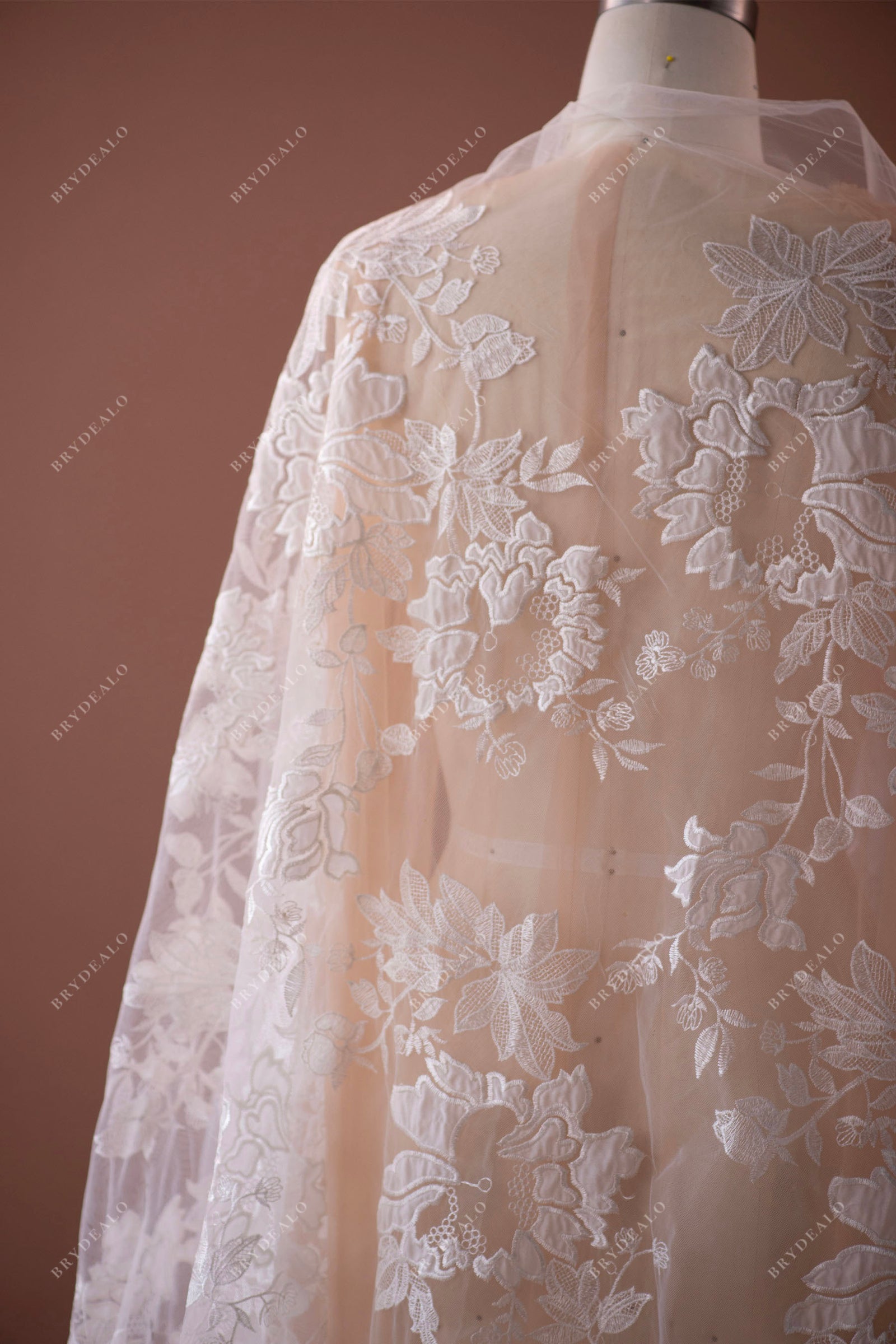 Wholesale Sheer Shimmery Sequined Bridal Lace Appliques